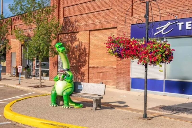 Private Exclusive Drumheller : Museum, Hoodoos & Dinosaurs - Hoodoos: Erosion’s Artistic Masterpiece