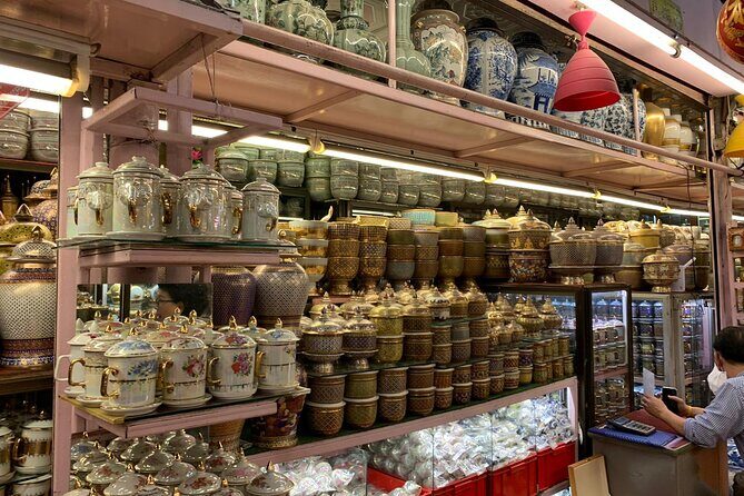 Private Exclusive Guided Chatuchak Weekend Market Shopping Tour - The Sum Up