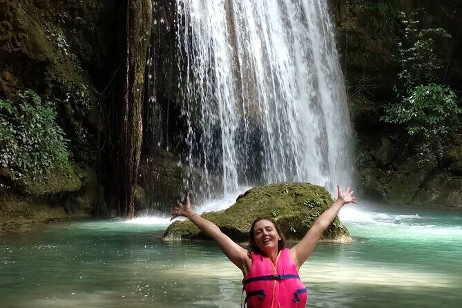 Private Excursion to Floating Market and Erawan Waterfall - Authentic Experiences and Genuine Hospitality