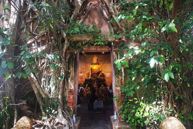 Private Excursion to Maeklong Railway & Amphawa Floating Markets - FAQs