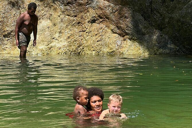 Private Experience of the Authentic Lifestyle of People In Fiji - Key Points