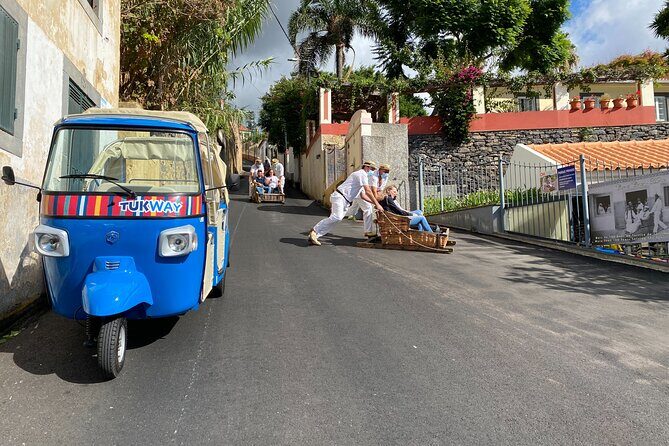 Private Express Tuk Tuk Tour Funchal Old Town & Toboggans - FAQ