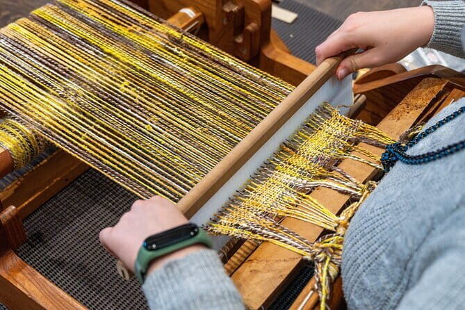 Private Fabric Making History Tour in Tokamachi - Key Points