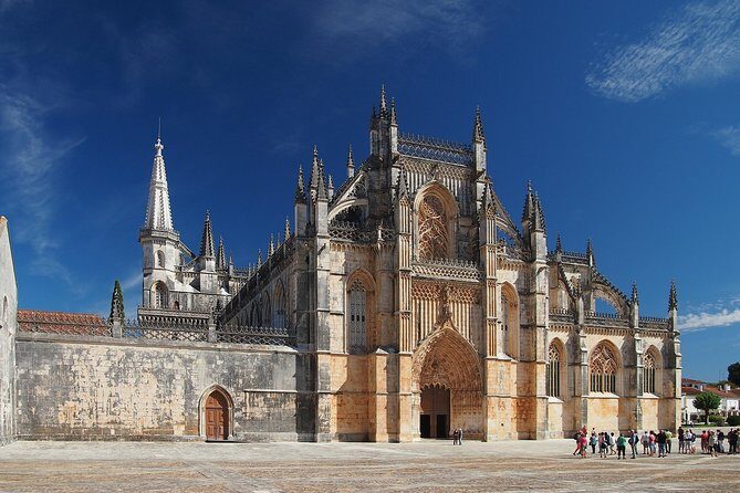 Private Fátima-Nazaré-Óbidos Tour w/Hotel pick up - FAQs