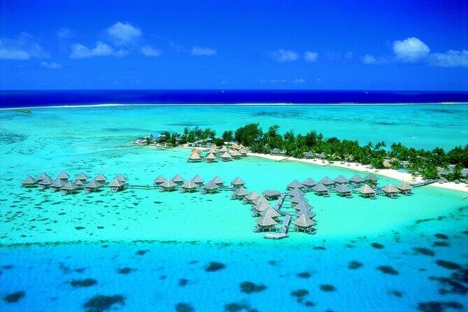 Private flight, in a light plane over the Polynesian motus from Raiatea - The Itinerary: What to Expect