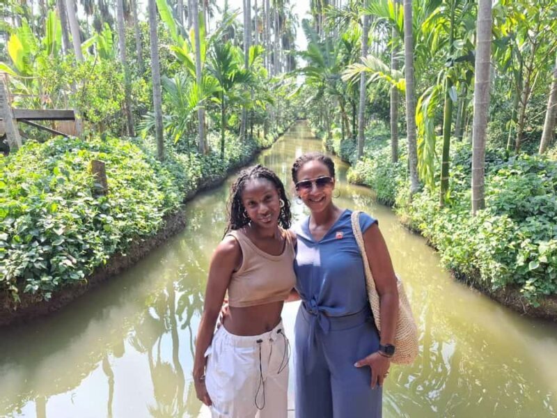 Private Floating & Train Market + DRAGON Temple + Thai Cafe - FAQ