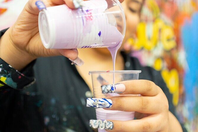 Private Fluid Art Acrylic Pouring Workshop in New York - The Sum Up