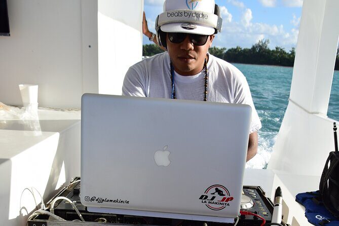 Private Foam Party Boat VIP - Practical Details and What to Expect