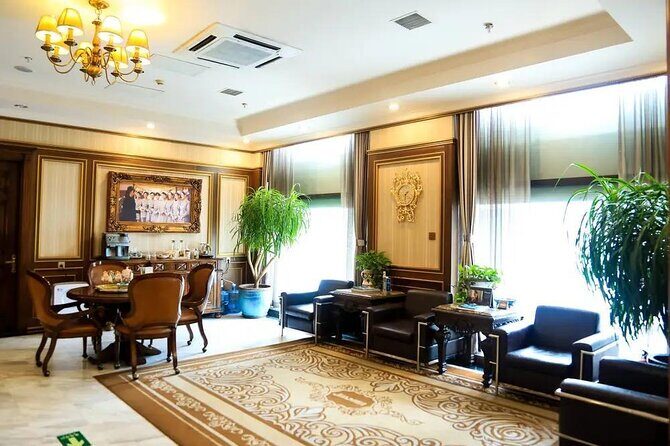 Private Forbidden City Walk Beijing Duck and Luxury Dental Spa - Who Should Consider This Tour?