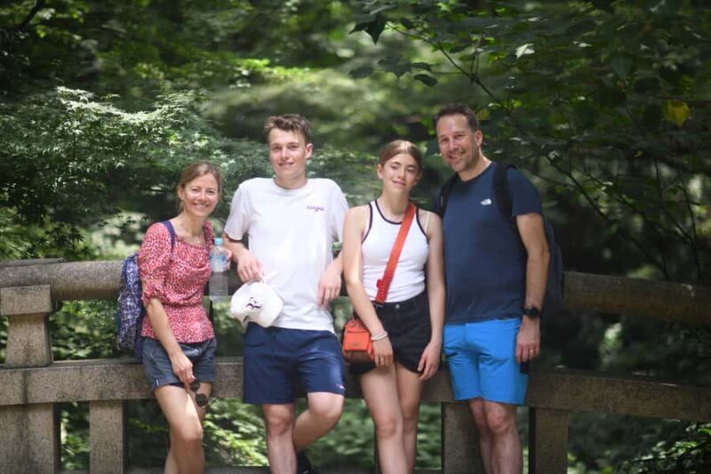 Private French-Speaking Guide in Tokyo With Photography Service - Key Points