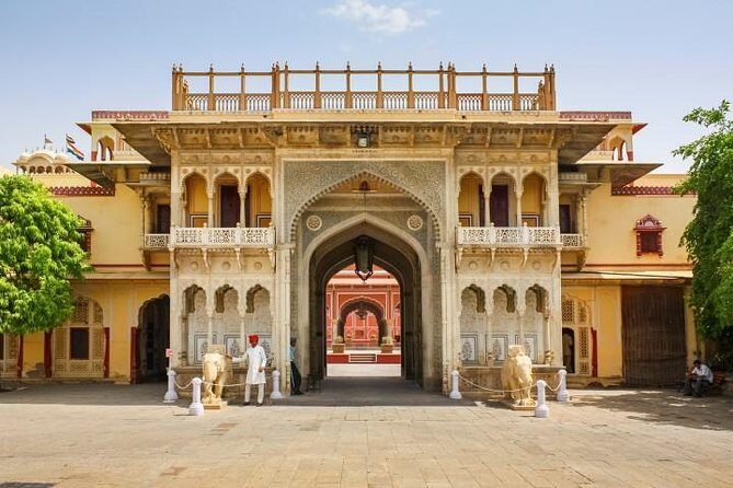 Private Full Day City Tour of Jaipur visit Amber Fort, City Palace with Lunch - The Practical Side: Transportation, Guide, and Value