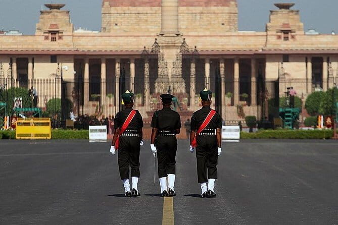 Private Full Day Delhi tour with Change of Palace Guard Ceremony - FAQs