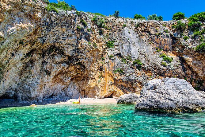 Private Full day Elafiti islands and Blue cave tour - FAQs