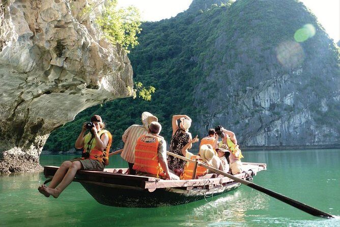 Private Full-Day Halong Bay Tour Including Cruise, Kayaking and Surprising Cave - Final Thoughts