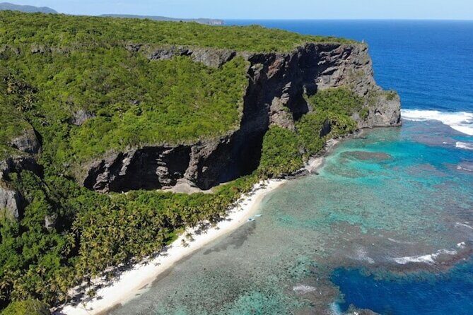 Private Full-Day Jungle to Shoreline Hiking Tour of Las Galeras - What Makes This Tour Stand Out