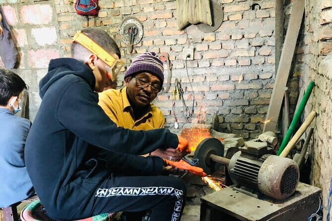 Private Full Day Knife Making and Cooking Class from Kathmandu - A Practical and Authentic Full-Day Experience in Kathmandu