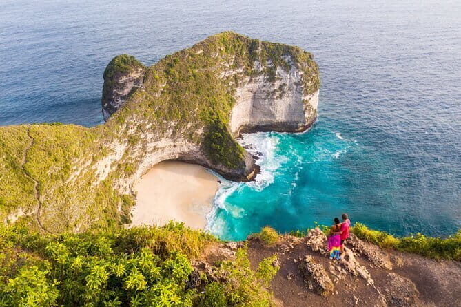 Private Full - Day Nusa Penida Island Tour - Key Points