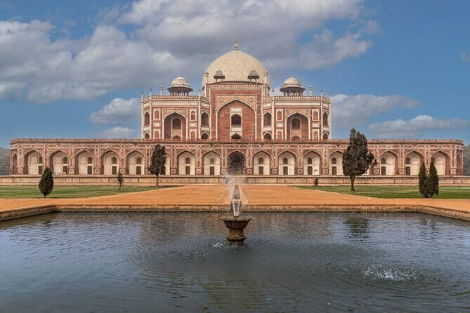 Private Full Day Old and New Delhi City Tour - Insights from Reviews