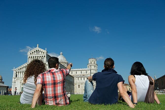 PRIVATE Full-Day Pisa and Lucca GUIDED Tour from Florence - Key Points