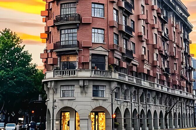 Private Full-Day Shanghai City Tour: Chauffeur & English Guide - Value and Cost Analysis