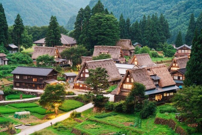 Private Full day Shirakawago and Takayama Tour w/Pick up - Key Points