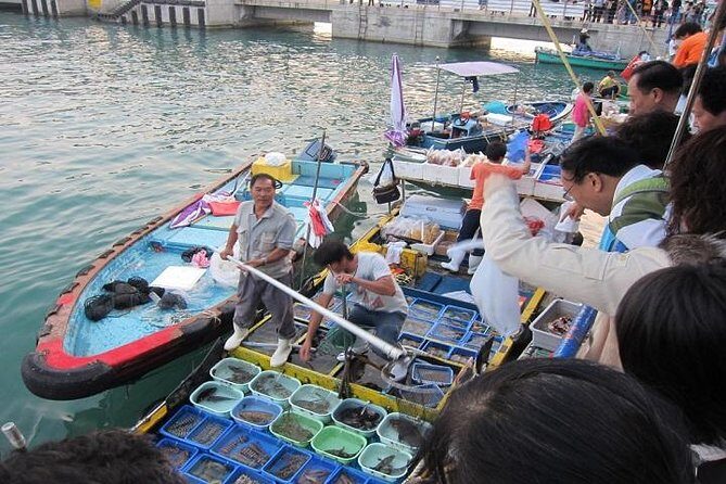 Private Full Day Sightseeing Tour of Kowloon in Hong Kong - Authentic Experiences Backed by Happy Travelers