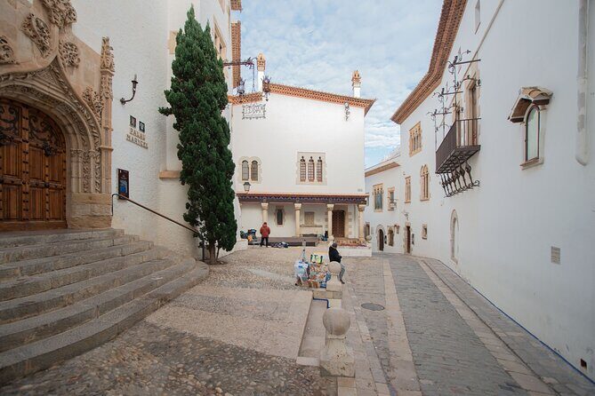 Private Full-Day Tarragona and Sitges - Who Should Consider This Tour?