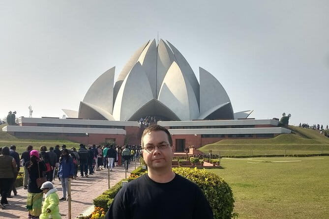 Private Full Day Temple tour In Delhi With Guide - Key Points