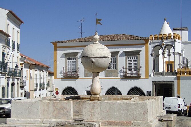 Private Full Day Tour Évora and Vila Viçosa - Key Points