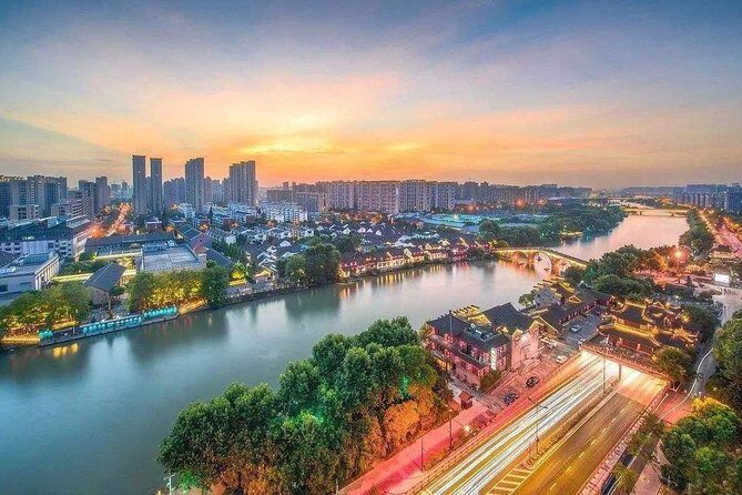 Private Full-Day Tour: Memory of Old Hangzhou and New Highlights - Key Points