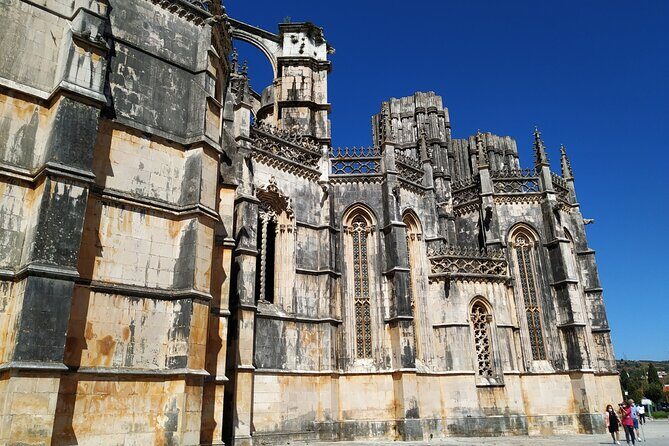 Private Full-Day Tour of Fátima Nazaré Óbidos and Batalha - Discover Portugal’s Central Charm: A Detailed Look at the Private Full-Day Tour of Fátima, Nazaré, Óbidos, and Batalha