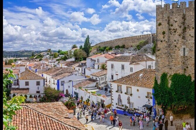 Private Full Day Tour of Óbidos, Nazaré and Batalha - The Sum Up