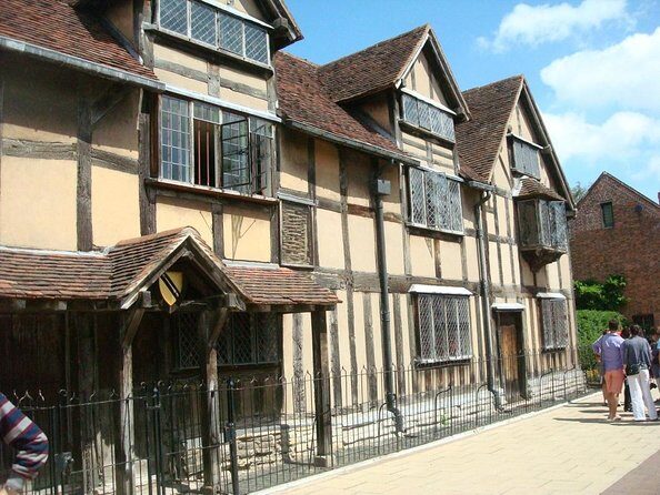 Private Full-Day Tour of Shakespeare's Stratford-Upon-Avon - Key Points