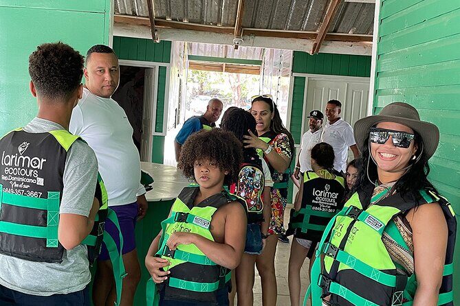 Private Full Day Tour to Laguna de Oviedo - FAQ