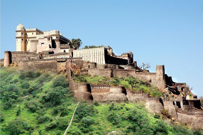 Private Full-Day Tour to Ranakpur and Kumbalgarh from Udaipur - Exploring the Private Full-Day Tour to Ranakpur and Kumbalgarh from Udaipur