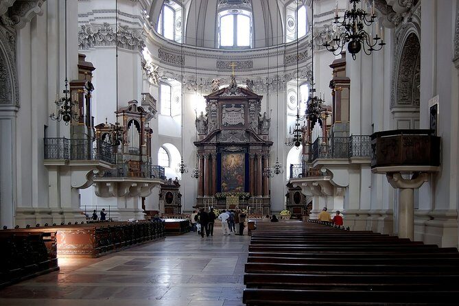 Private full day tour to Salzburg from Vienna with a local guide - FAQ