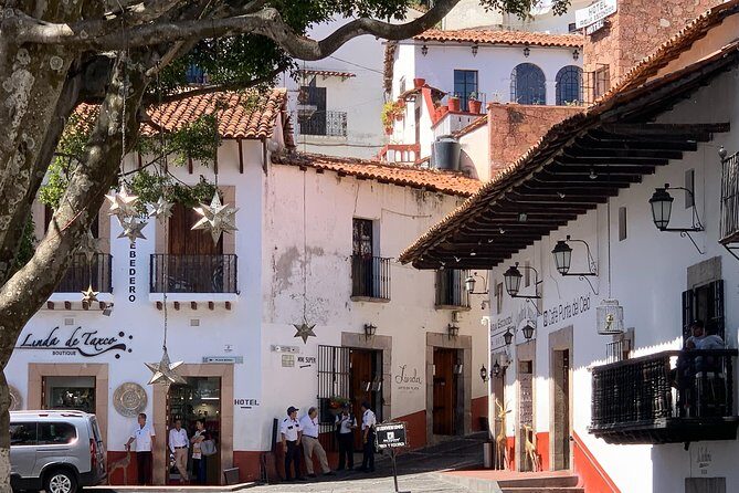 Private Full-Day Tour to Taxco and Cacahuamilpa Grottoes - A Deep Dive into the Experience