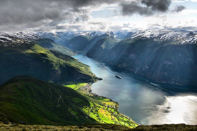 Private Full Day Trip From Oslo To Bergen with Sognefjord And Flam Railway - Exploring Norway in Style: A Full-Day Private Tour from Oslo to Bergen