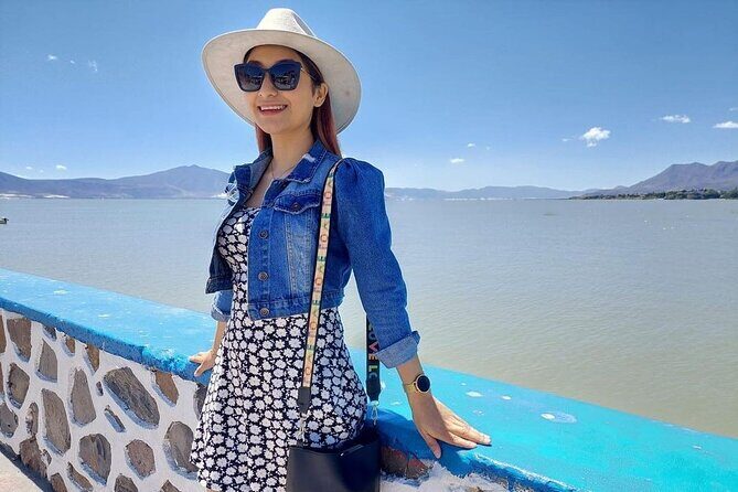 Private Full-Day Trip to Chapala and Ajijic from Guadalajara - Key Points