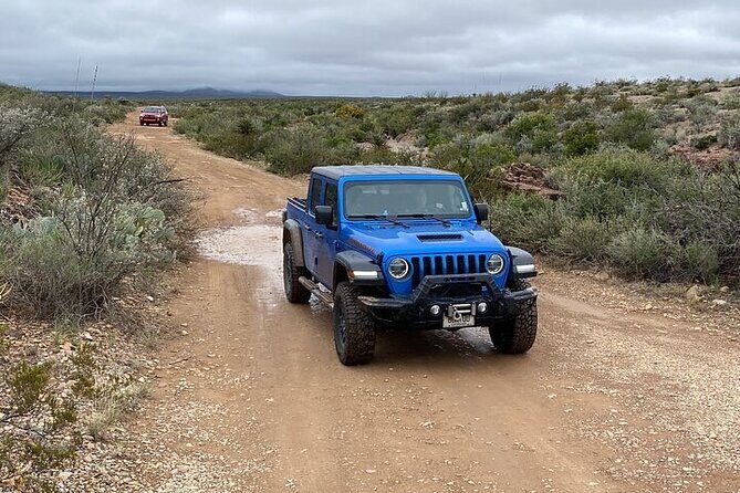 Private Full DayJeep Tour Garden of Gods Pike's Peak from Denver - An In-Depth Look at the Itinerary: From Red Rocks to Mountain Peaks