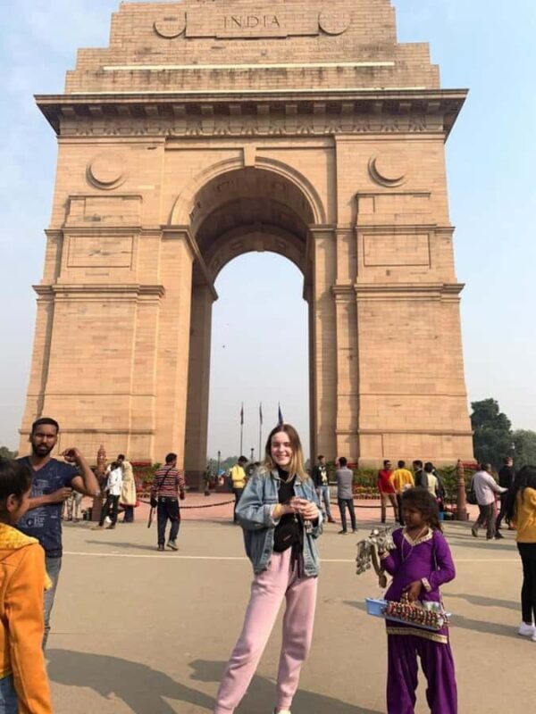 Private Full Delhi City Tour with Female Guide Car & Tickets - Key Points