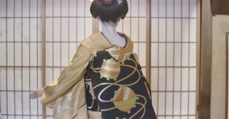 Private geisha show with Maiko, an geisha apprentice - Key Points