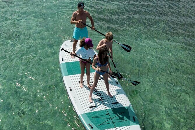 Private Giant Stand Up Paddleboard Ride in Victoria - Review of the Private Giant Stand Up Paddleboard Ride in Victoria