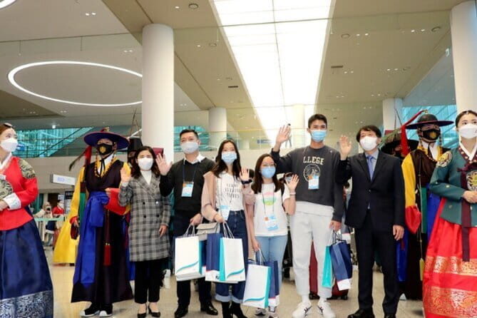 Private Gimpo Airport Transfer to/from Seoul(1~7pax) - An In-Depth Look at the Experience