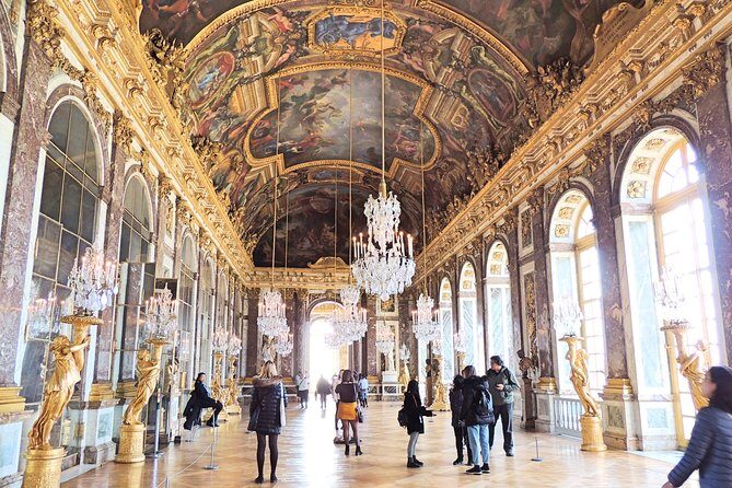 Private Giverny & Versailles Day Trip with Lunch & Hotel Transfers from Paris - Frequently Asked Questions
