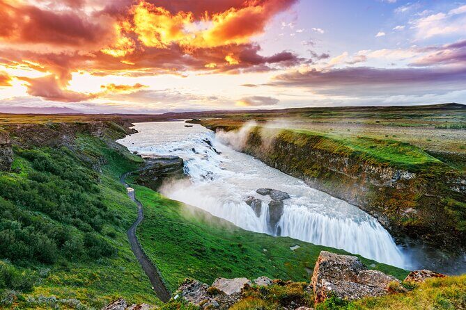 Private Golden Circle & Blue Lagoon tour - Key Points