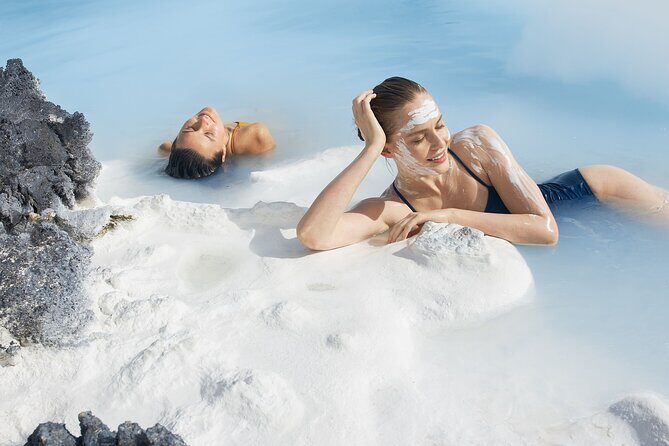 Private Golden Circle & Blue Lagoon Transfer (Up to 8 pax) - Key Points