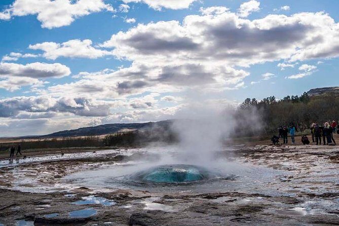 Private Golden Circle Classic Tour from Reykjavik - The Experience of a Guide