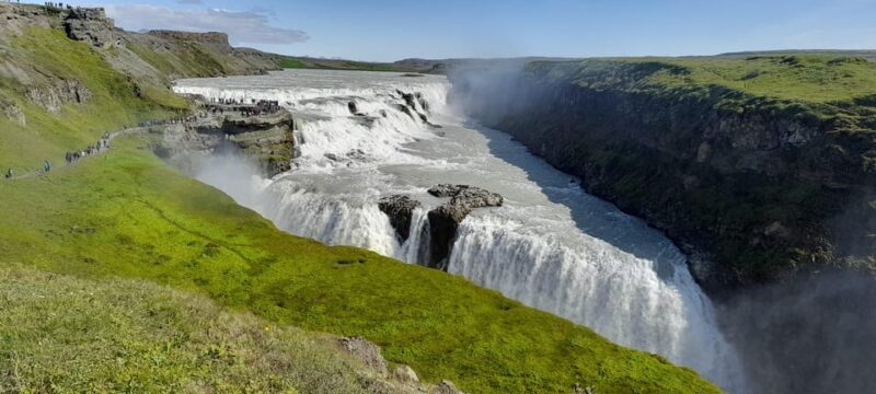 Private Golden Circle Tour and Snowmobiling Adventure - Who Is This Tour Best Suited For?