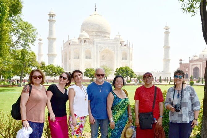 Private Golden Triangle ( Delhi, Agra and Jaipur) and Varanasi Tour - Key Points